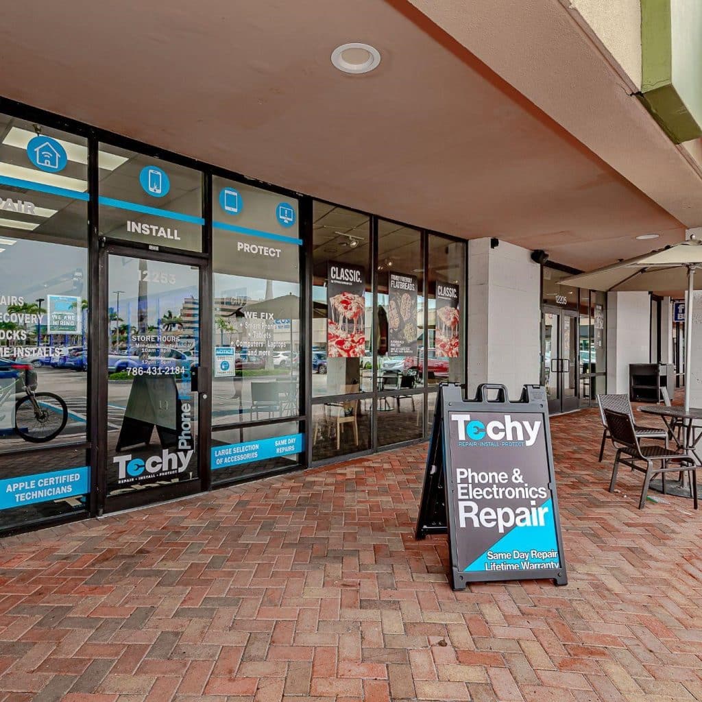 Top Thriving South Florida Techy Locations That Are The Best Phone ...